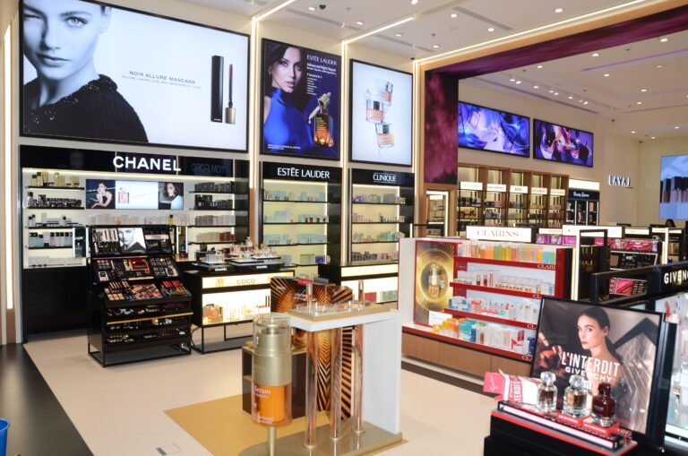 LAYAL Opens its New Flagship Door at Dubai Hills Mall - Lady Lead Magazine