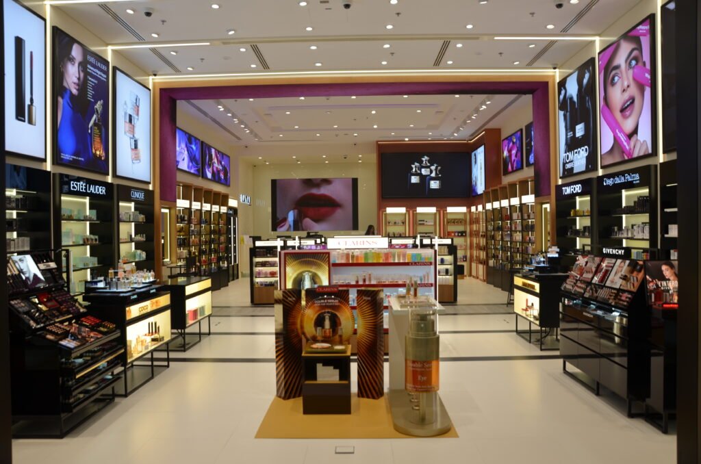 LAYAL Opens its New Flagship Door at Dubai Hills Mall - Lady Lead Magazine