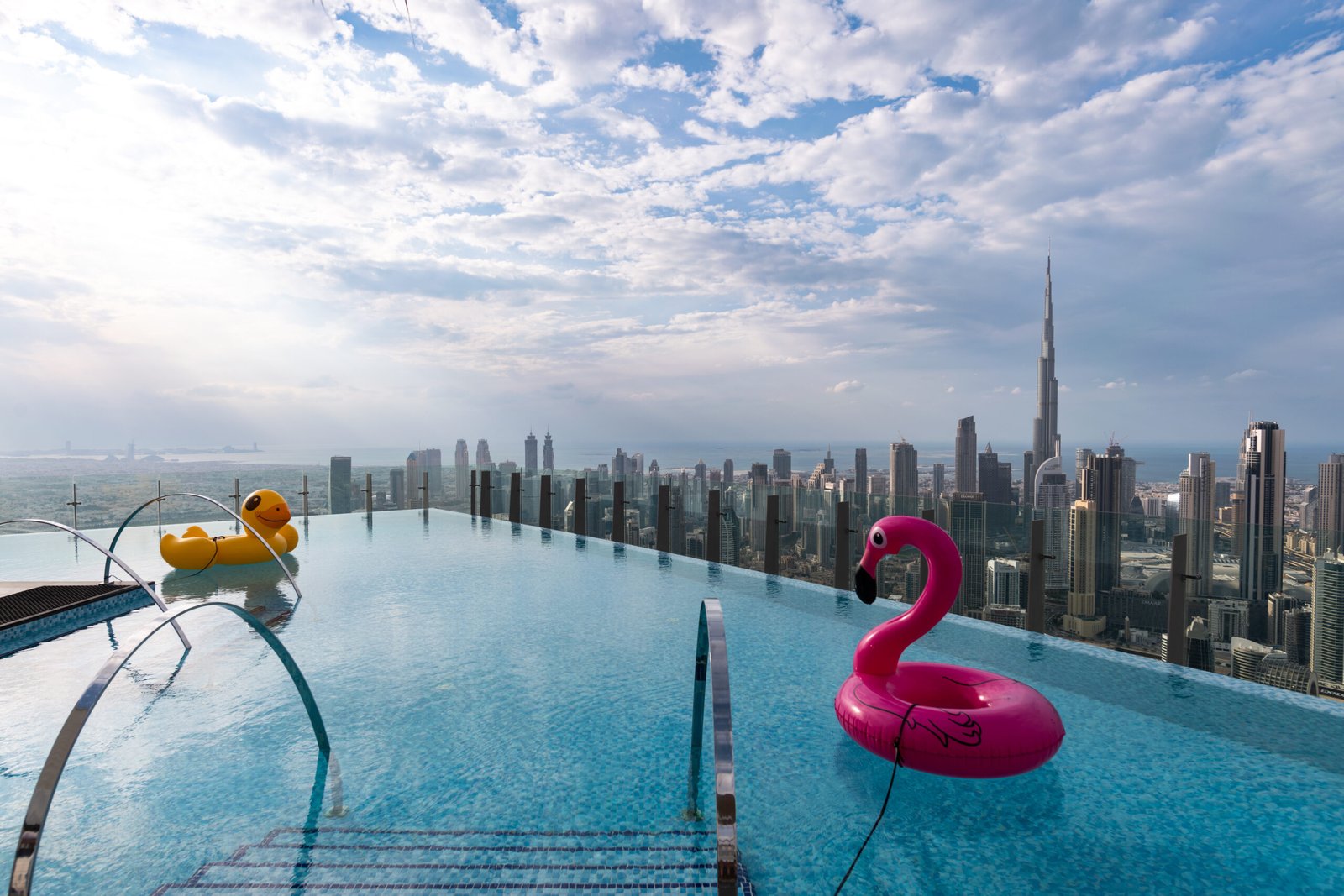 Take a Splash at SLS Dubai’s Privilege Pool Peach Party - Lady Lead ...